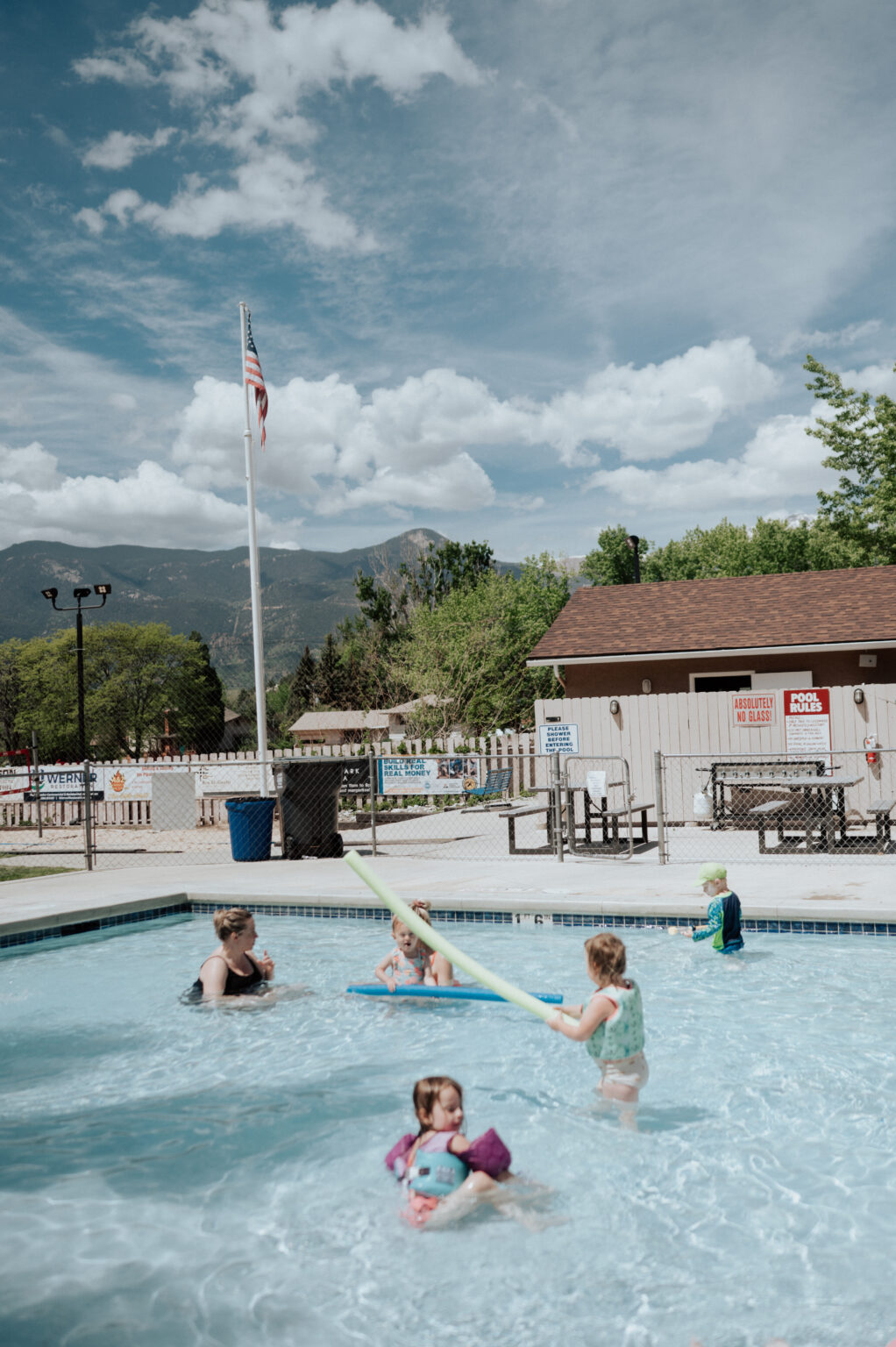 Back at the Pool – Oak + Oats