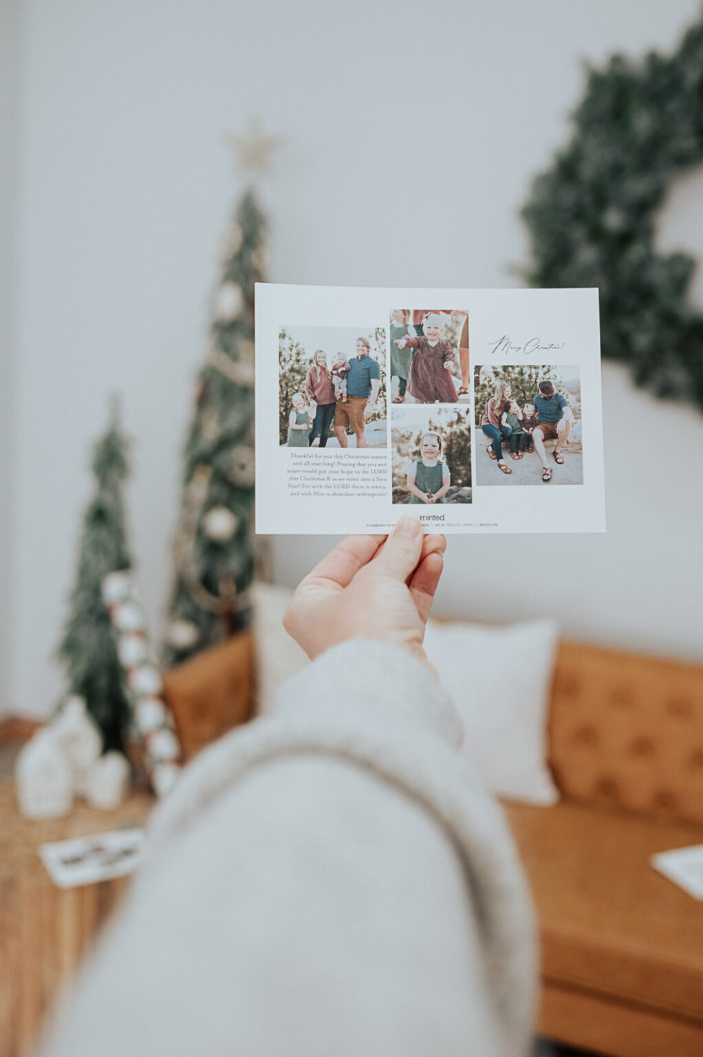 How to Pick the Perfect Photo & Card for your Holiday Cards with Minted ...