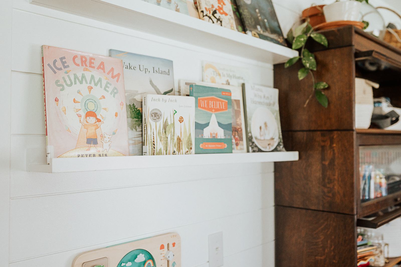 A Day of Peaceful Press Preschool – Oak + Oats